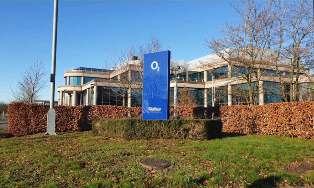 O2 UK slapped with £10.5m for overcharging customers – Inside Telecom ...