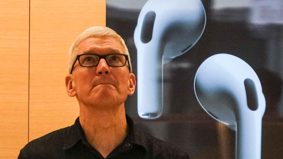 Apple loses $6 billion in revenue due to chip shortage crisis – Inside ...