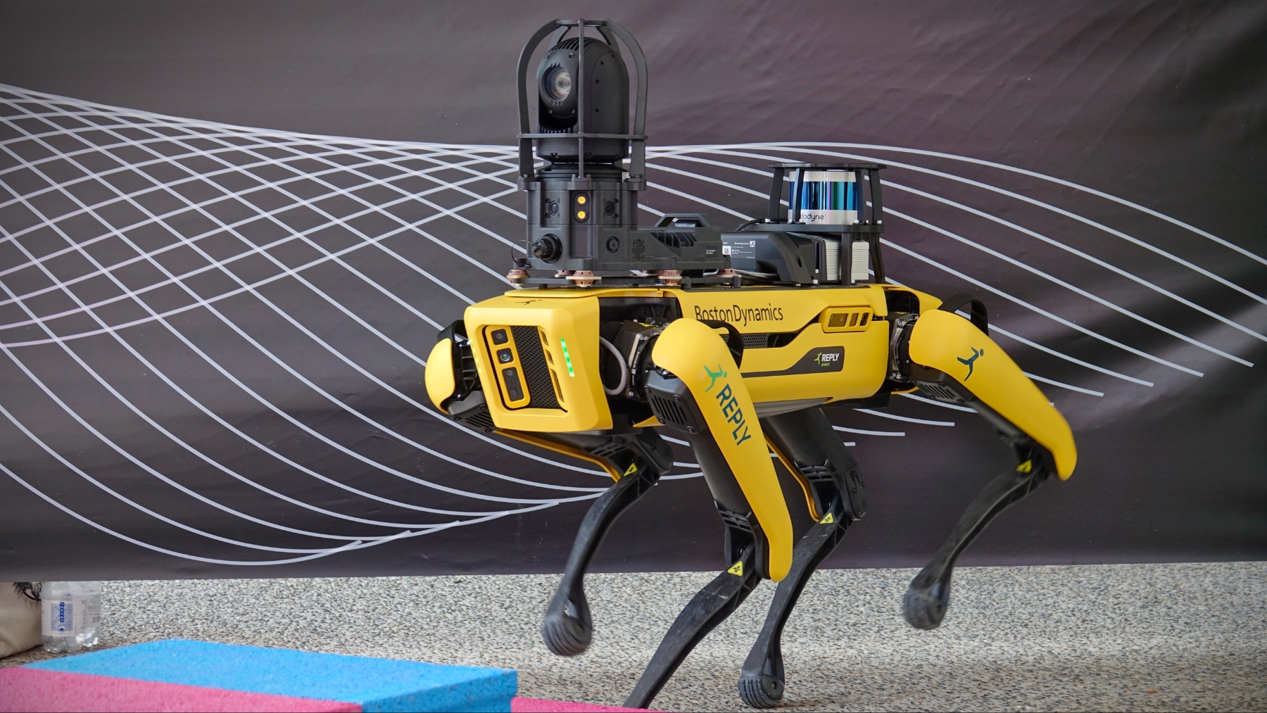 Uber Eats to Deliver Your Food Delivery Bags in Tiny Robots - Inside ...